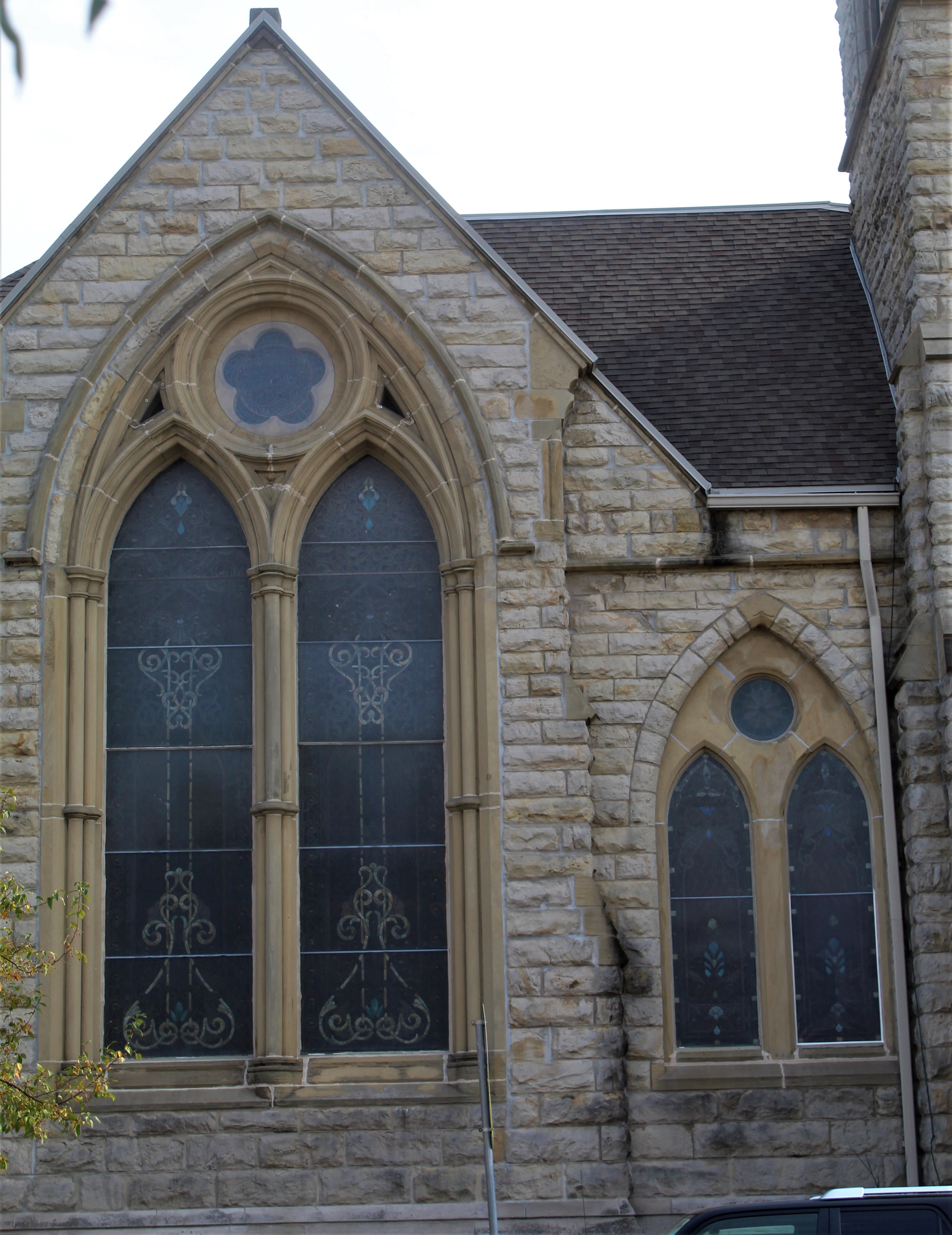 Monday Windows, July 4, Non-Square – For the Love of