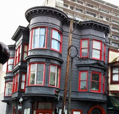 Monday Windows, July 4, Non-Square – For the Love of