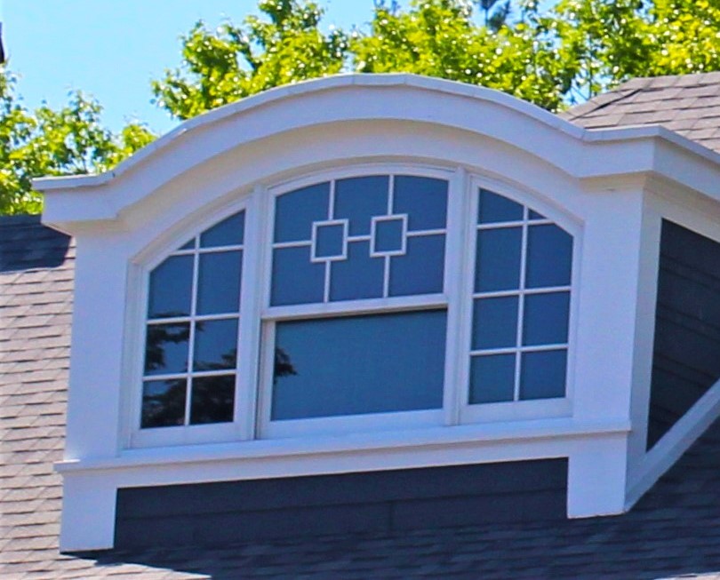 Monday Windows, July 4, Non-Square – For the Love of